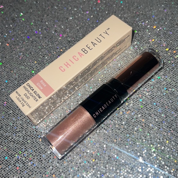 chica beauty | Makeup | Chica Beauty Chica Glow Highlighter Duo | Poshmark